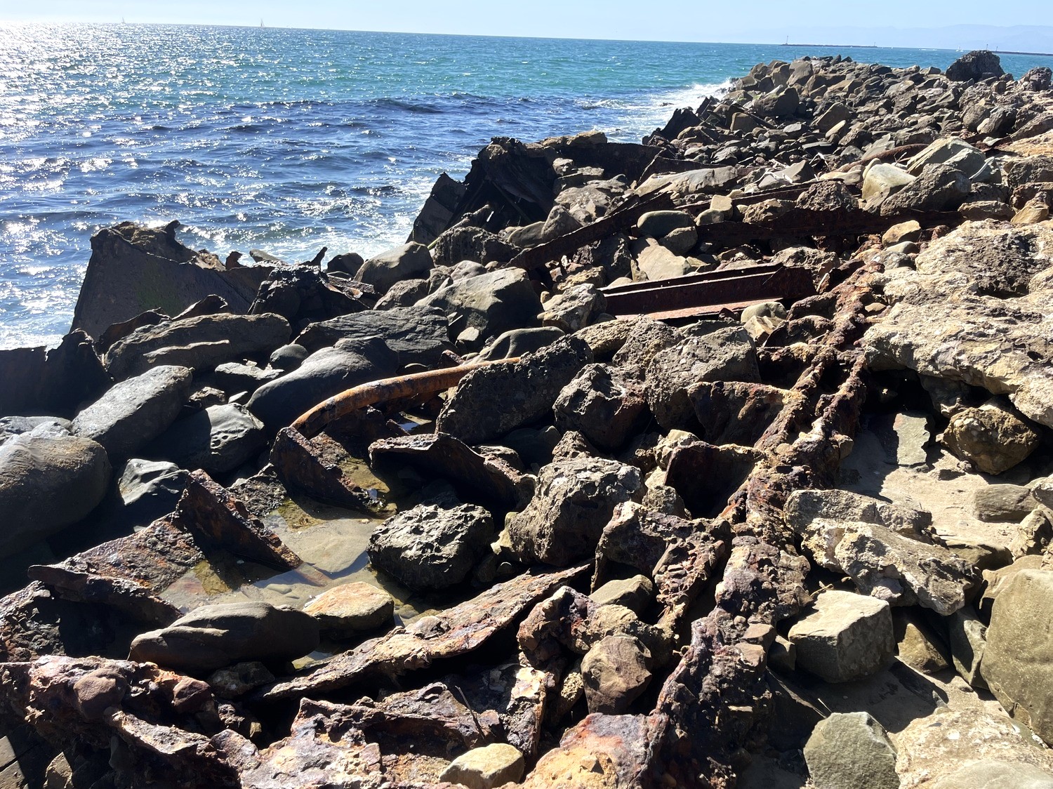 Forgotten Hero Ship: The Wreck of La Jenelle - The Captain's Table