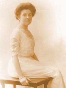 The Unsinkable Suffragists of Titanic's Lifeboat No. 6 - The Captain's ...